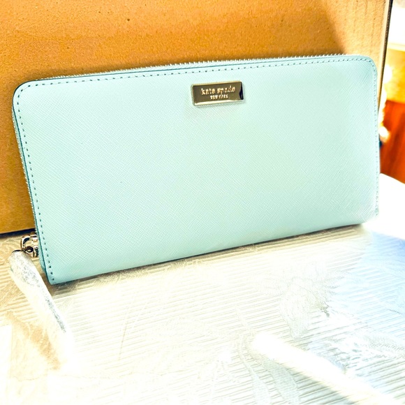 kate spade | Bags | Nwt Kate Spade Laurel Way Neda Seaside Wallet ...